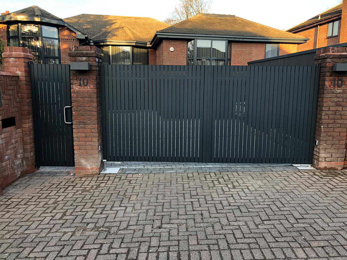 Aluminium Driveway Gates - Installation, Automation & More