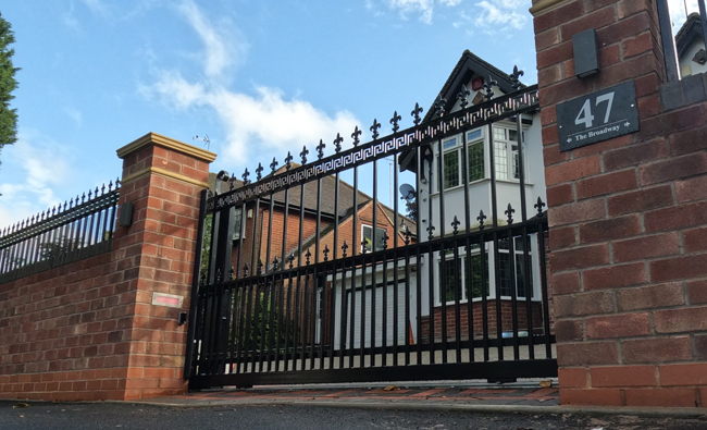 Bespoke Gates | High-Quality Gate Manufacturer & Installer